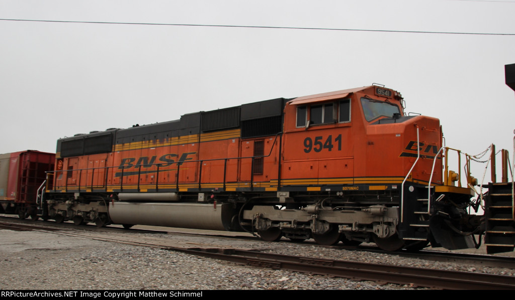 BNSF 9541